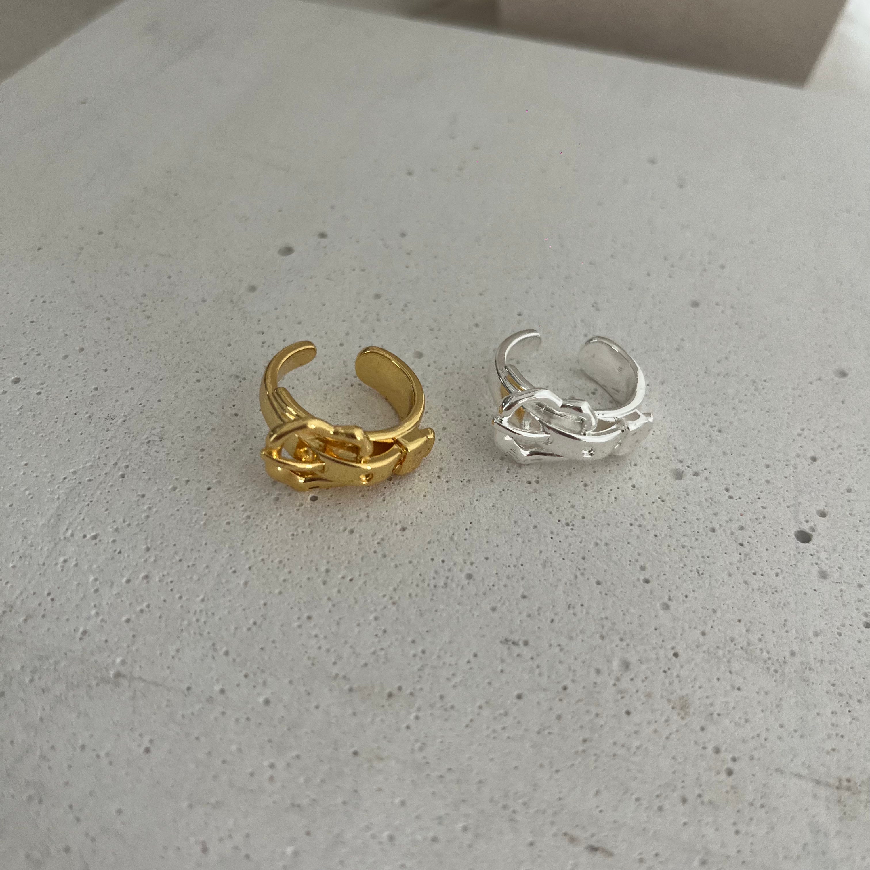 Cinch Ring – Libra Balance